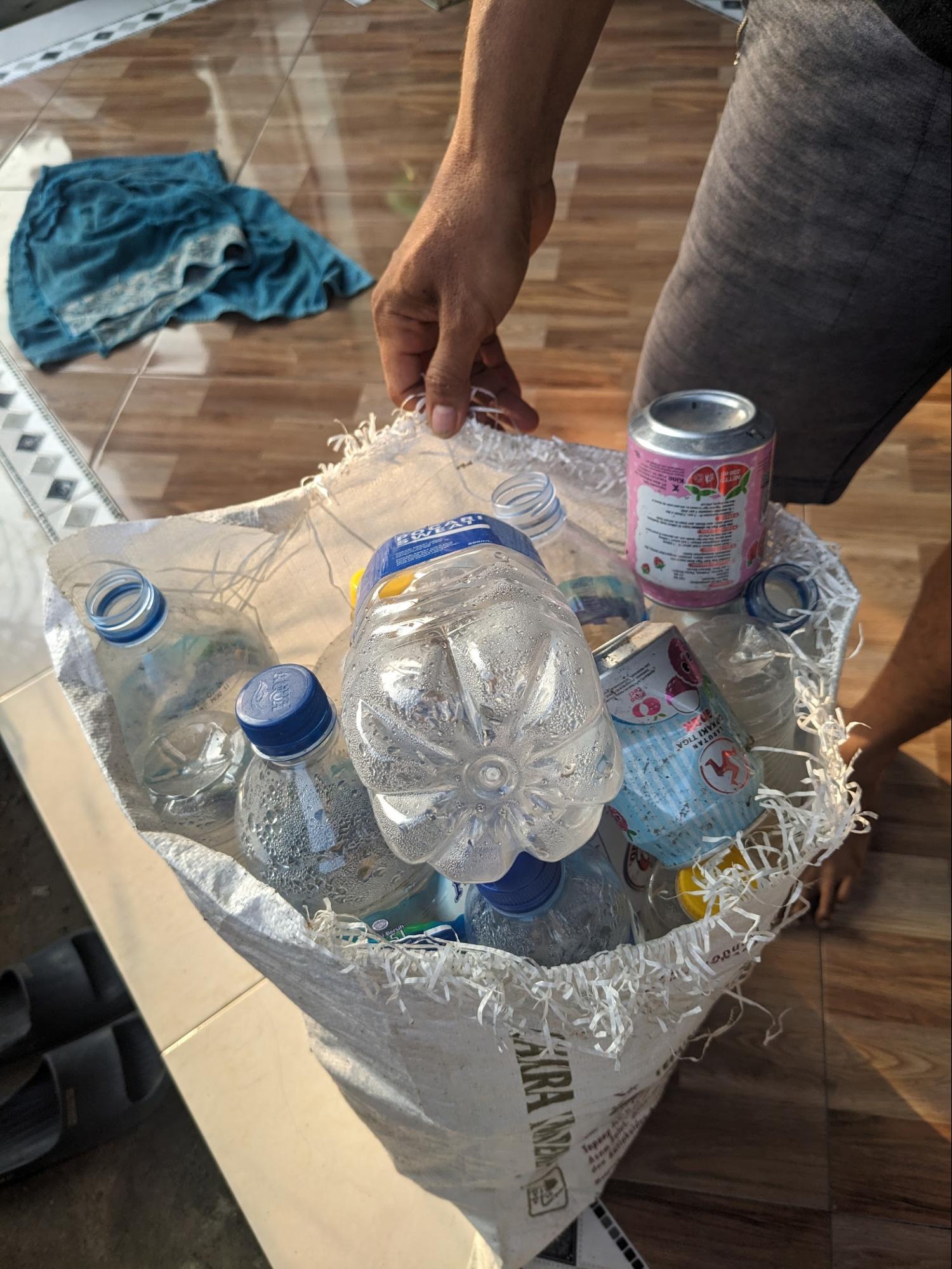 Kopernik | Improving Waste Sorting Compliance with Cost-effective Solutions